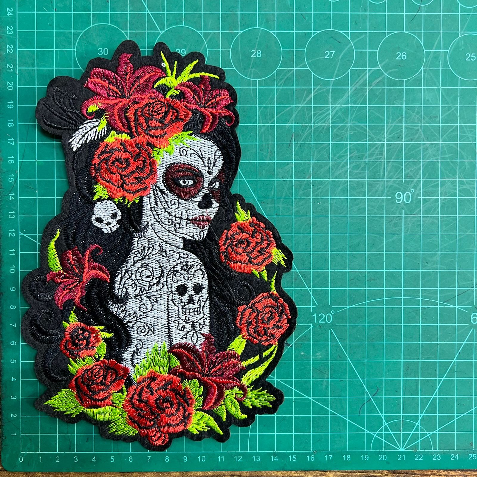 Calaverita - Dia de Muertos 97 | Peletería León S.A. de C.V.